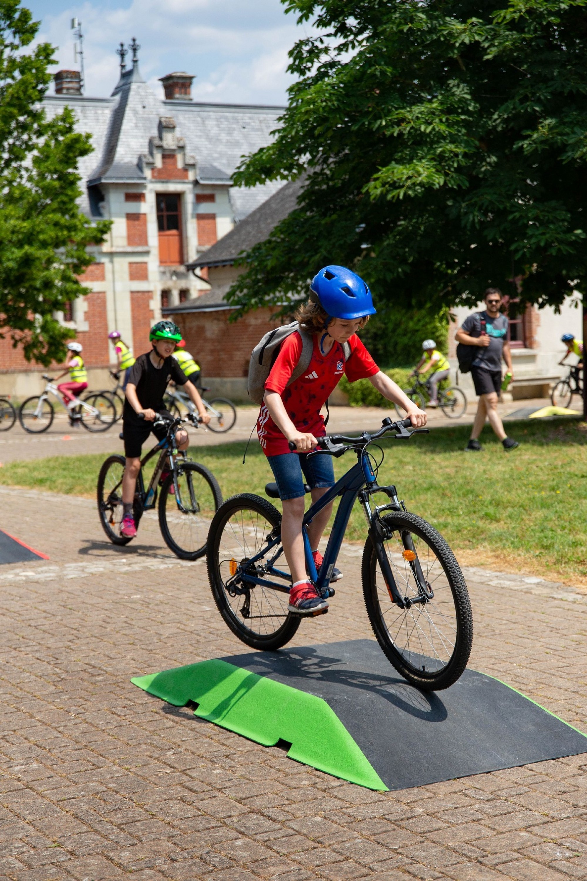Sortie vélo - Donner aux futurs cyclistes collégiens toutes les clés ...